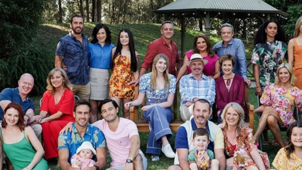 Neighbours revival cast: Who will be in the new season? - DailyNewsBBC